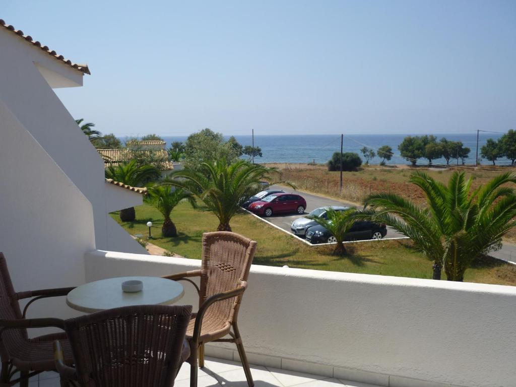 Hotel Oasis, Kyparissia | 2024 Updated Prices, Deals