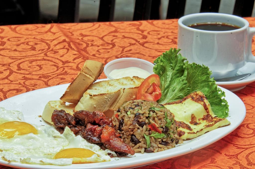 Hotel Balmoral, San Jose | 2024 Updated Prices, Deals