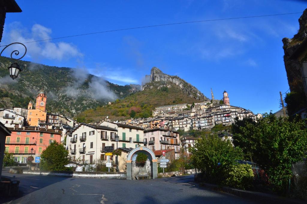 Best Price on Location Pierre in Tende + Reviews!