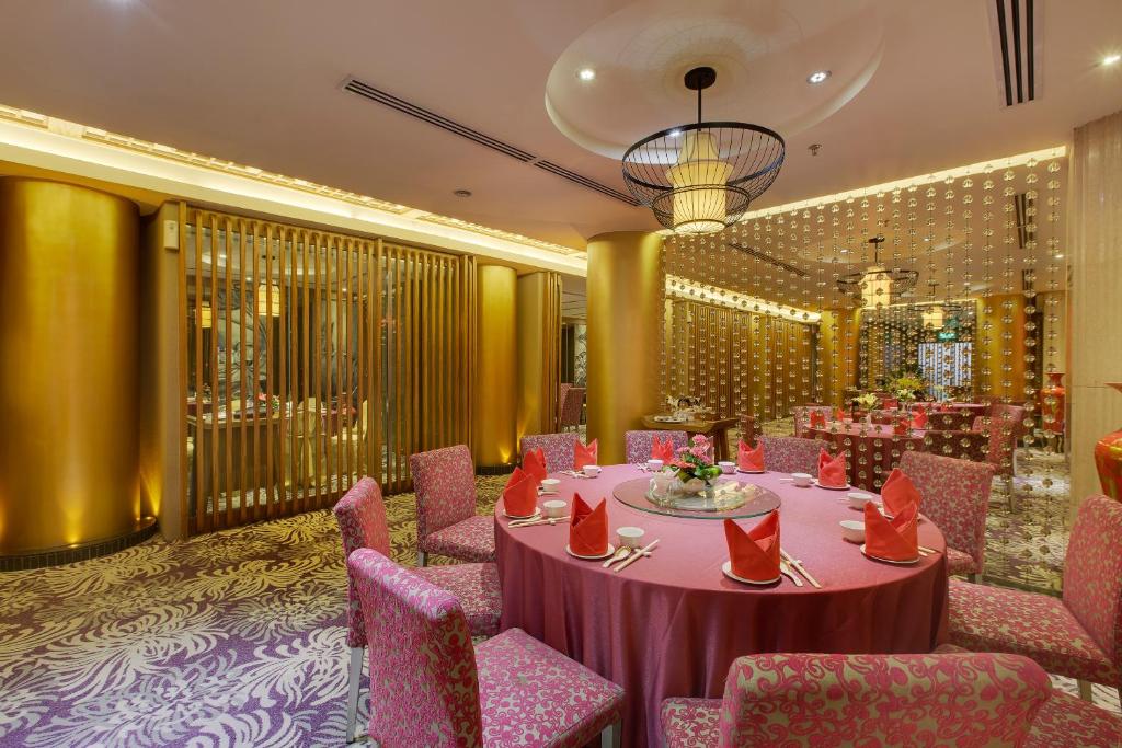 NagaWorld Hotel & Entertainment Complex, Phnom Penh | 2025 Updated ...