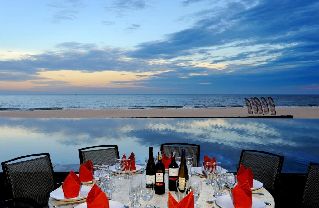 Unique Mui Ne Resort & Spa, Phan Thiet | 2024 Updated Prices, Deals