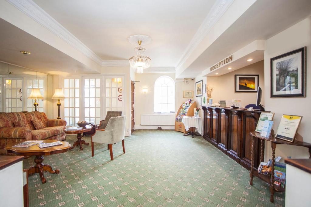 The Walnut Tree Hotel | North Petherton 2024 UPDATED DEALS, HD Photos ...