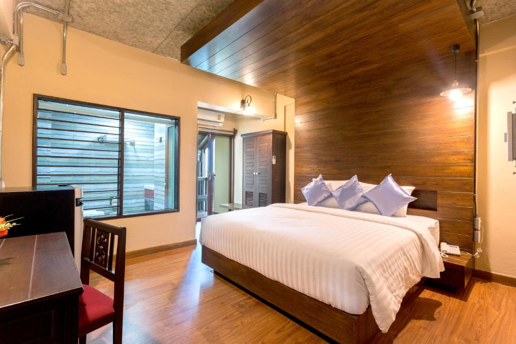 NightBazaar Inn Hotel, Chiang Mai | 2024 Updated Prices, Deals