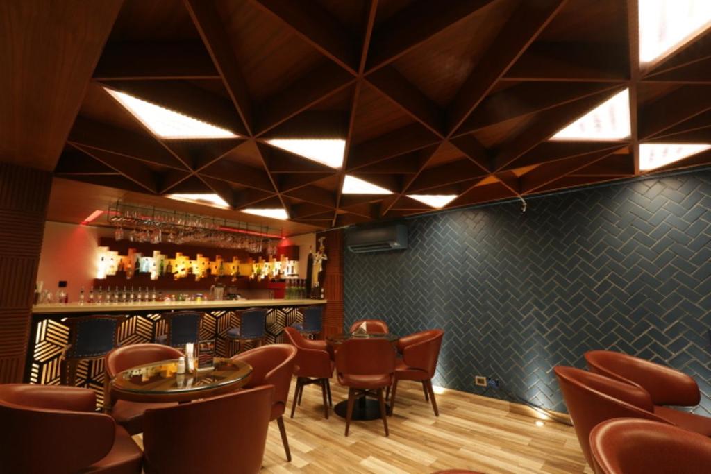Willow Banks Hotel | Shimla 2020 UPDATED DEALS ₹10001, HD Photos & Reviews