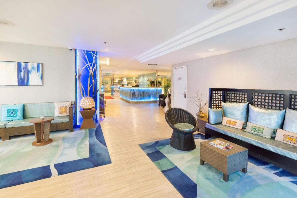 Regal Riverside Hotel, Hong Kong | 2024 Updated Prices, Deals