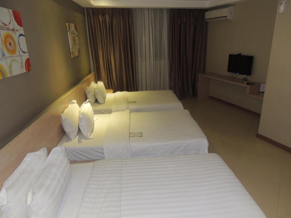 Dela Chambre Hotel, Manila | 2024 Updated Prices, Deals