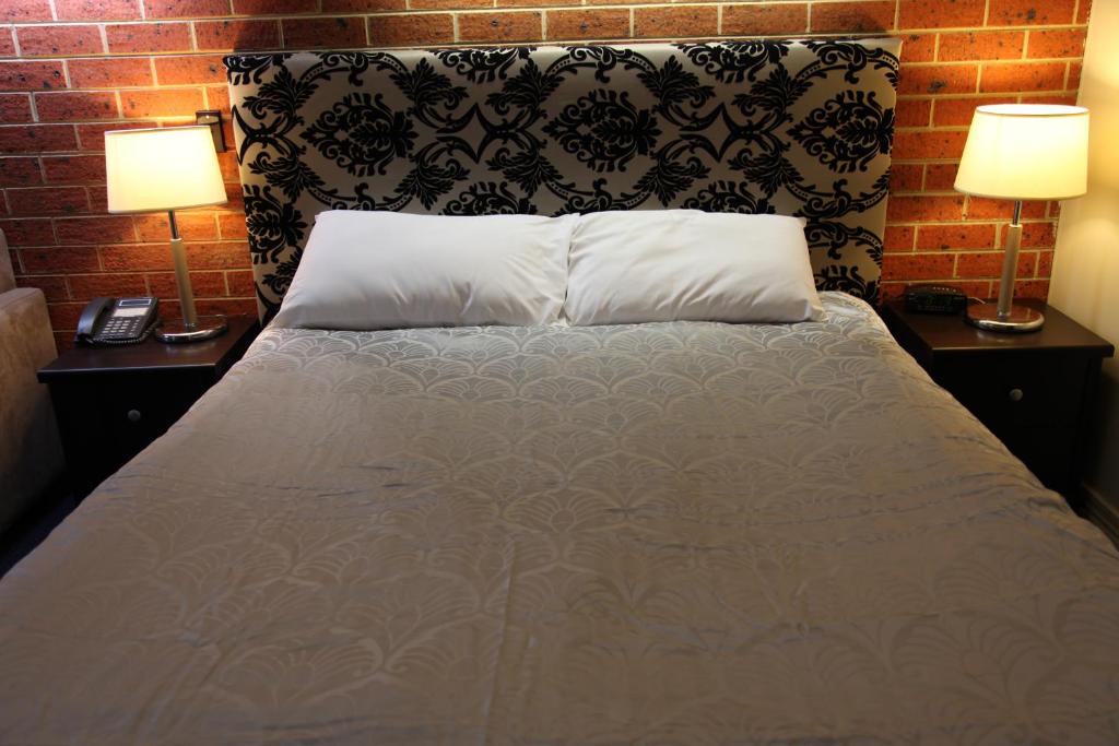 Carnegie Motor Inn, Melbourne | 2024 Updated Prices, Deals