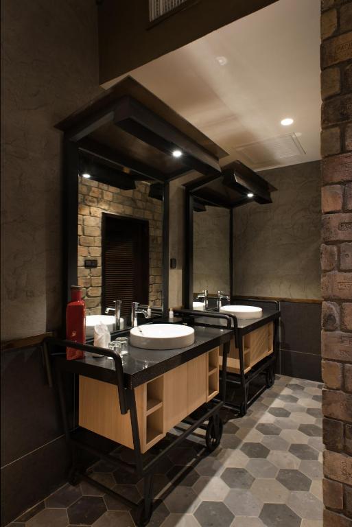 Vangohh Eminent Hotel & Spa, Penang | 2024 Updated Prices, Deals