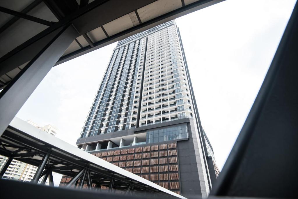 KL Sentral Bangsar Suites (EST) by Luxury Suites Asia, Kuala Lumpur ...