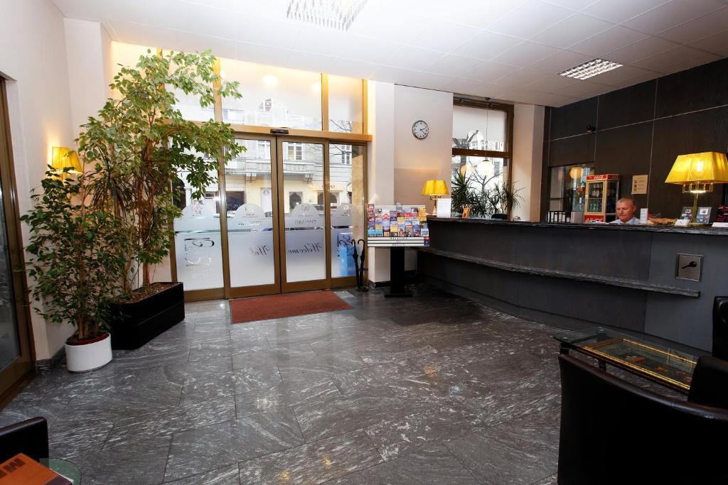 Hotel Europa City | Updated Rates 2024