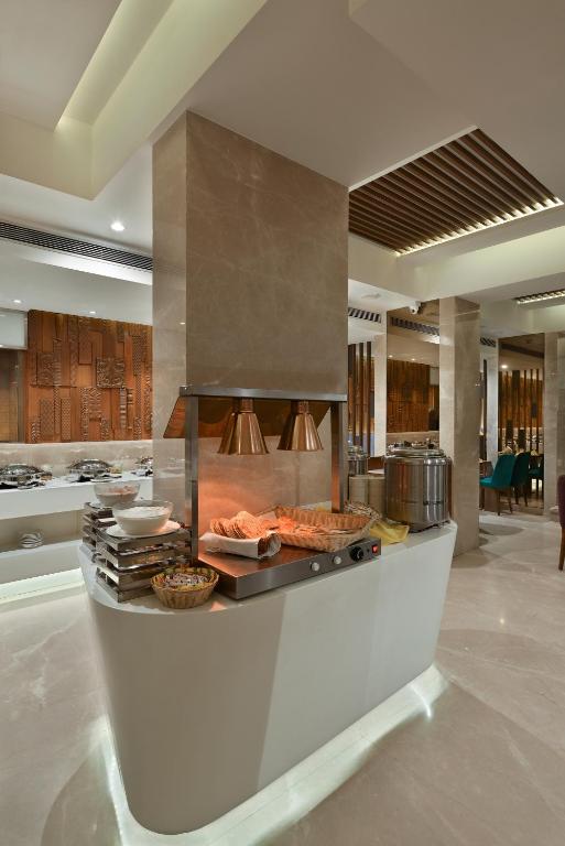 Comfort Inn Heritage, Mumbai | 2024 Updated Prices, Deals