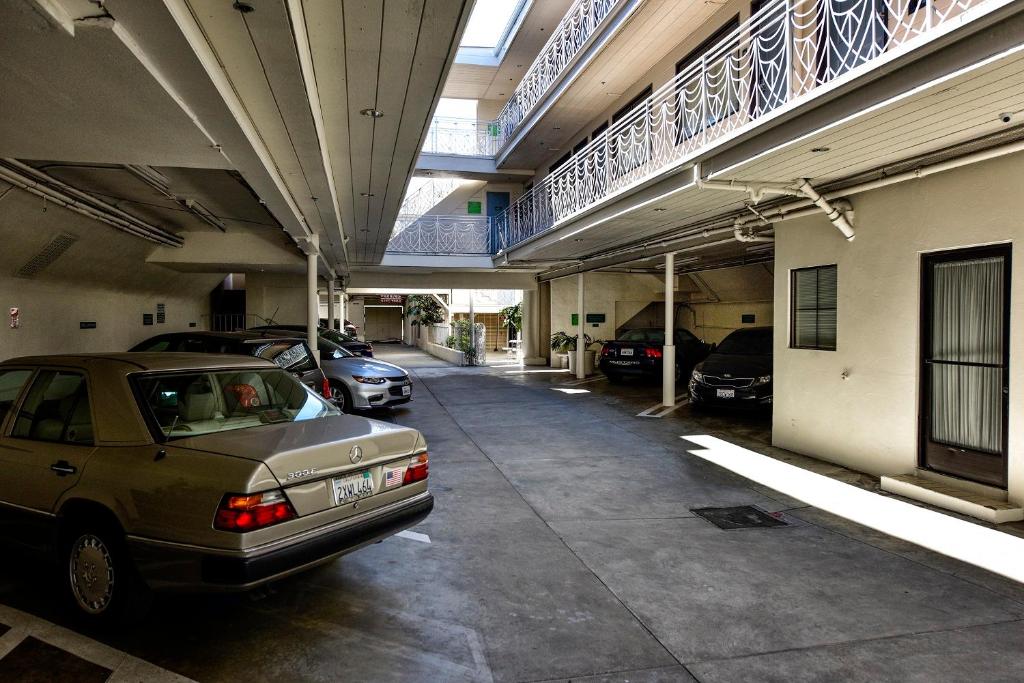 City Center Inn & Suites - 2025 Exclusive Deals