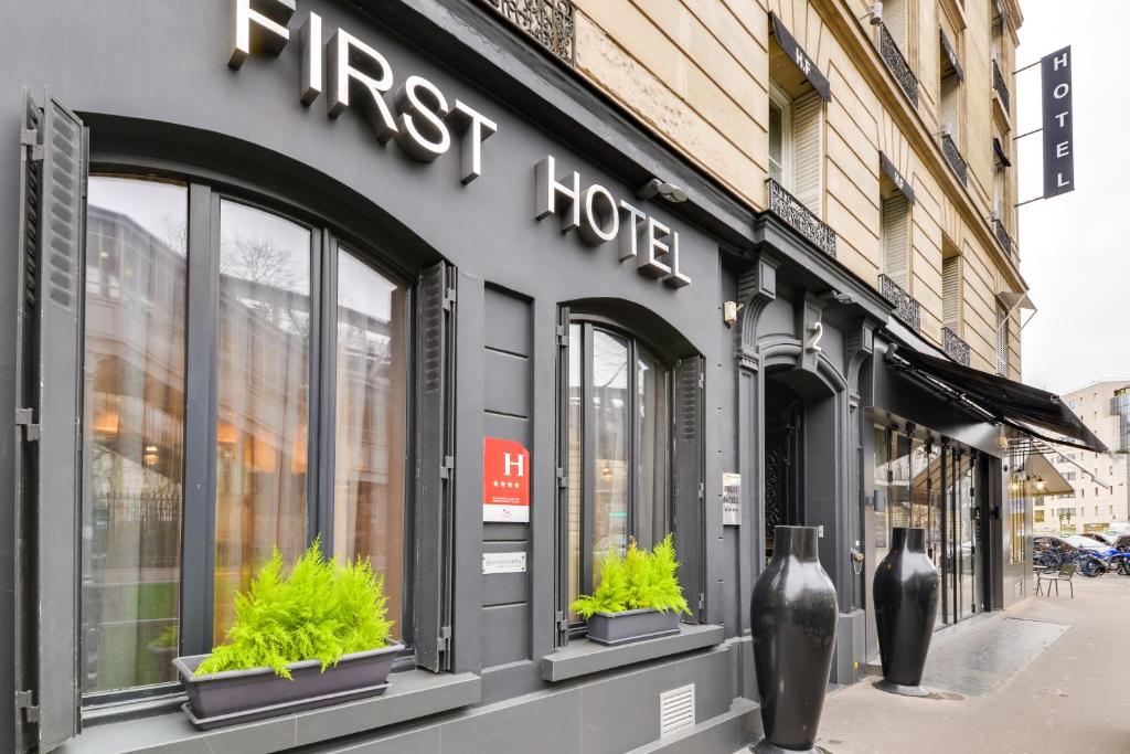 First Hotel Paris Tour Eiffel, Paris | 2025 Updated Prices, Deals