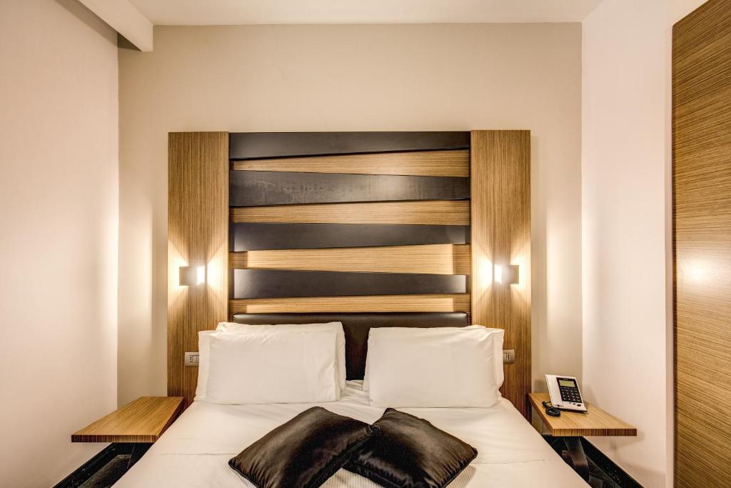 Trevi Hotel, Rome | 2024 Updated Prices, Deals