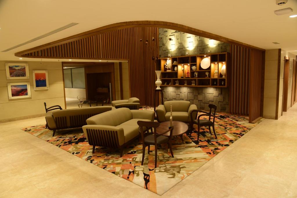 Lemon Tree Hotel Siliguri, Siliguri | 2024 Updated Prices, Deals