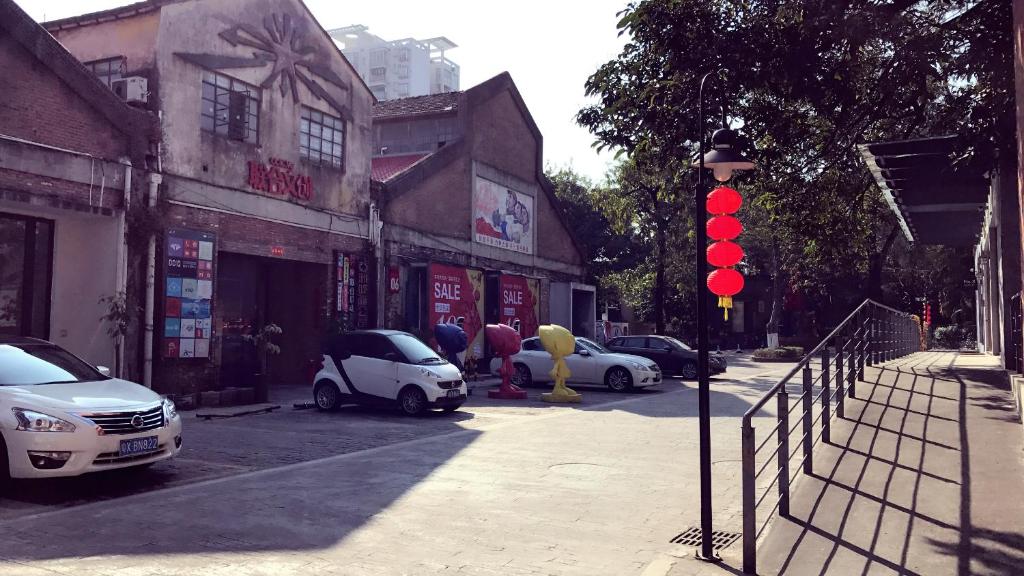Guangzhou Baiming Fangyuan Apartment, Guangzhou | 2024 Updated Prices ...
