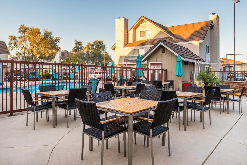 RESIDENCE INN PHOENIX - Phoenix AZ 8242 North Black Canyon Highway 85051