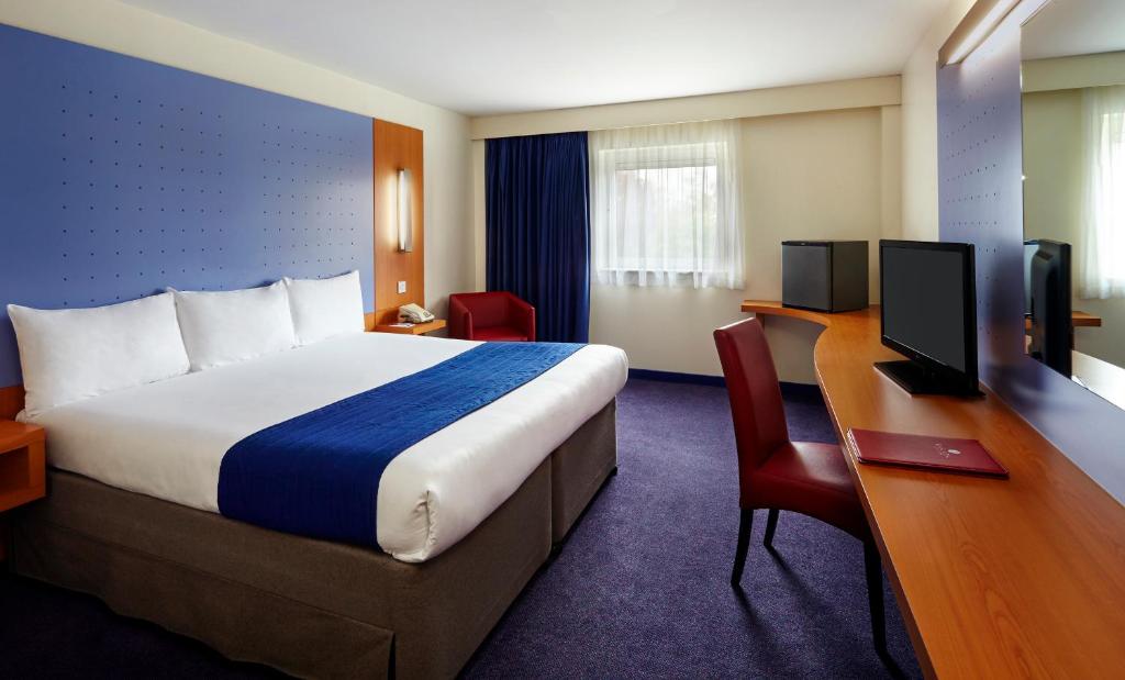 Ramada by Wyndham London North M1 | London 2020 UPDATED DEALS £33, HD ...
