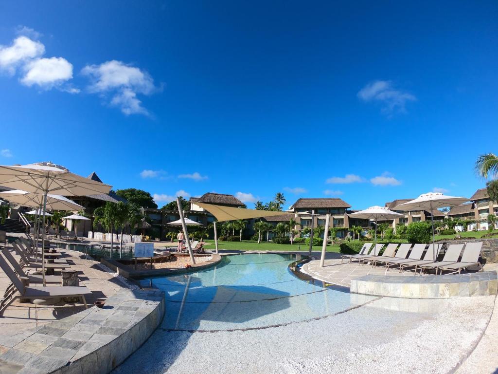 Zilwa Attitude Resort Deals