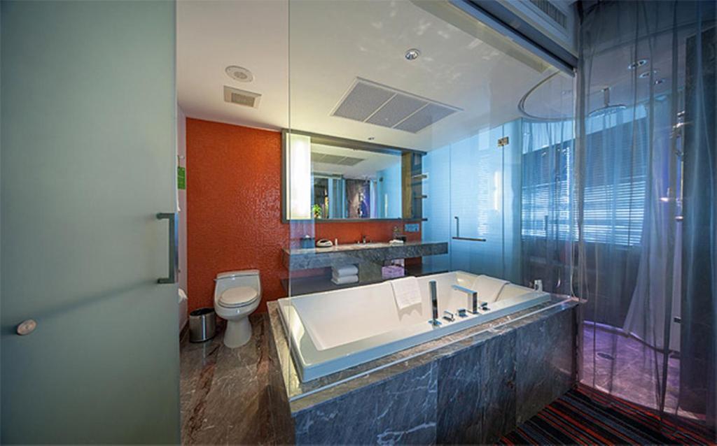 LiT BANGKOK Hotel, Bangkok | 2024 Updated Prices, Deals