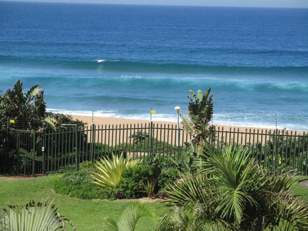 22 Kyalanga Beachfront Apartment, Durban | 2024 Updated Prices, Deals