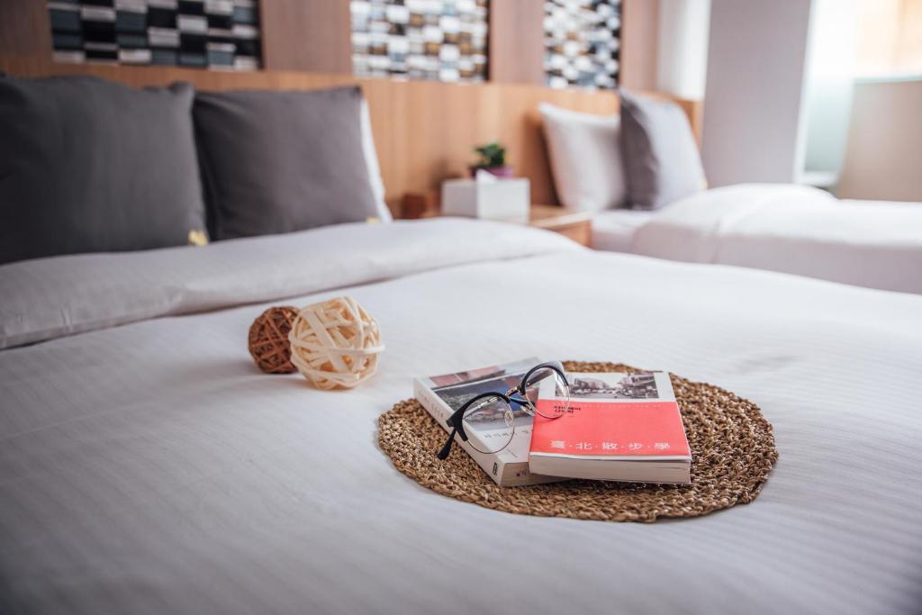 Muzik Hotel - Ximending Xining | Taipei 2024 UPDATED DEALS, HD Photos ...