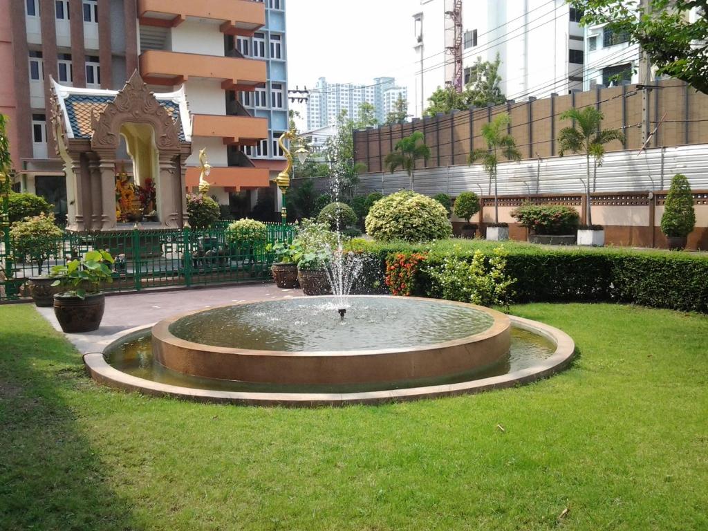 Capital Mansion, Bangkok | 2024 Updated Prices, Deals