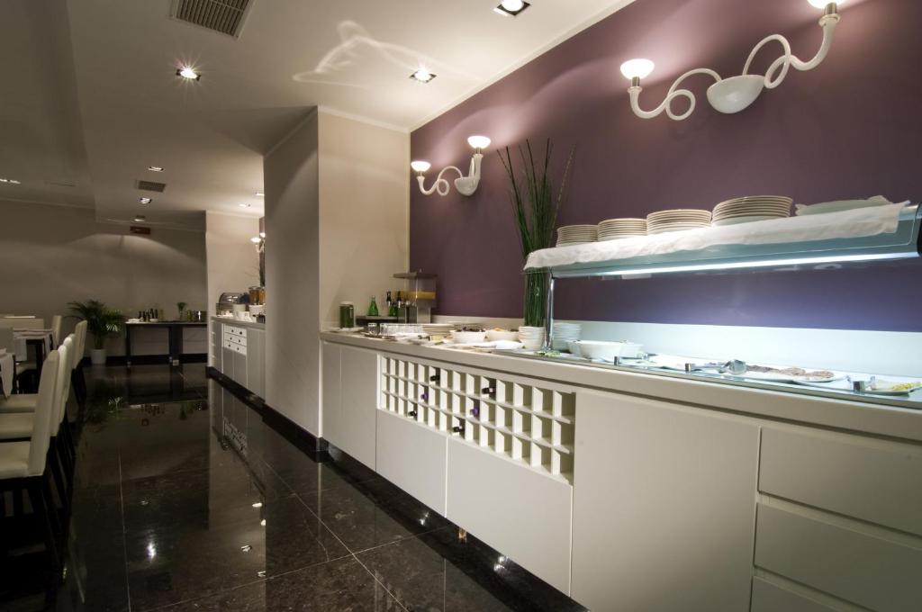 Italiana Hotels Milan Rho Fair, Milan | 2024 Updated Prices, Deals