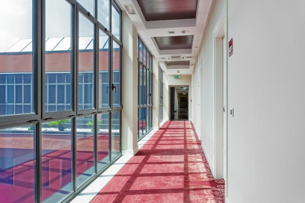 Italiana Hotels Milan Rho Fair, Milan | 2024 Updated Prices, Deals