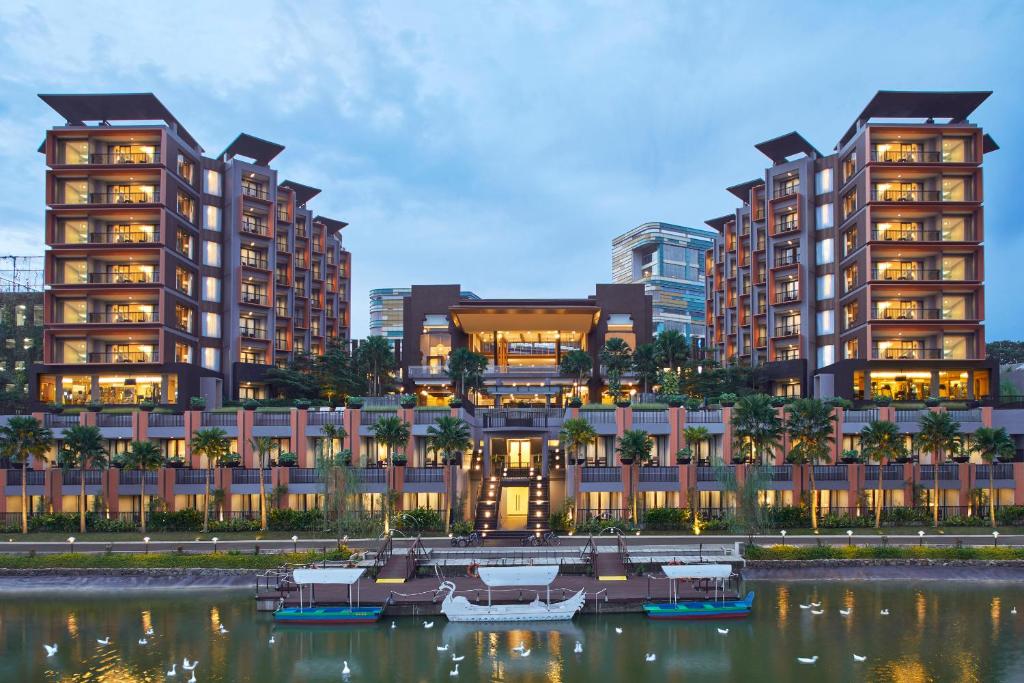 Aston Sentul Lake Resort & Conference Center - Bogor, Indonesia - harga ...