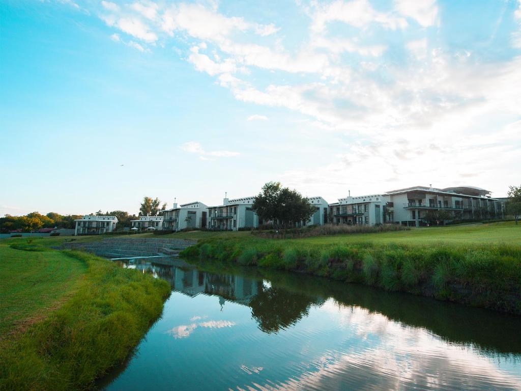 The Fairway Hotel, Spa & Golf Resort, Johannesburg | Best Price ...