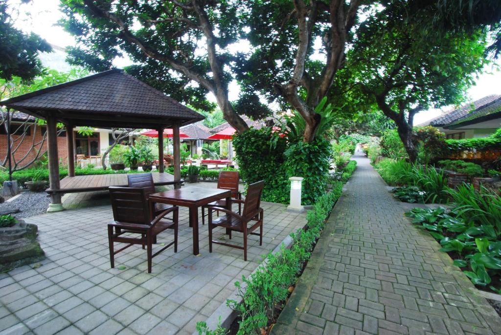 Yulia Beach Inn Kuta, Bali | 2024 Updated Prices, Deals