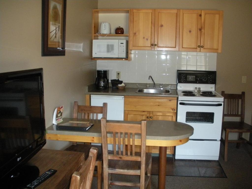 Maligne Lodge in Jasper (AB) - 2024 Deals