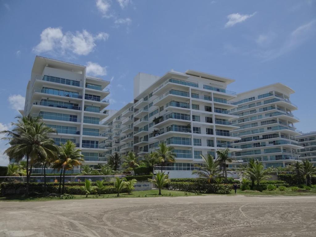 Best Price on Morros Vitri Cartagena in Cartagena + Reviews!