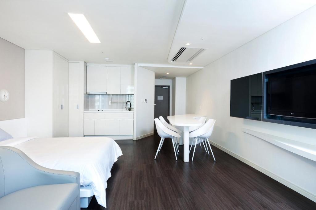 Hanwha Resort Haeundae, Busan | 2024 Updated Prices, Deals