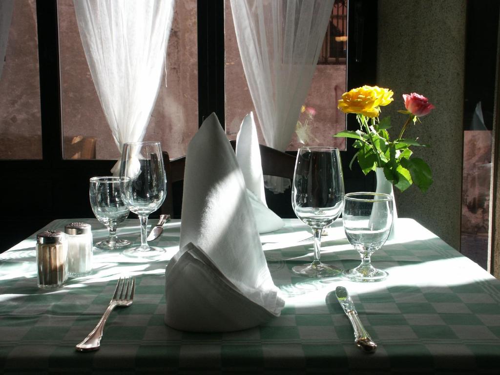 Best Price on Hotel Cittadella in Locarno + Reviews!