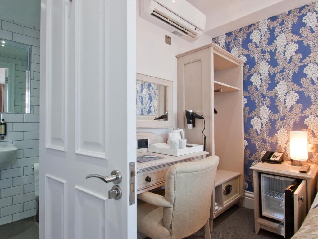 W12 Rooms, London | 2025 Updated Prices, Deals