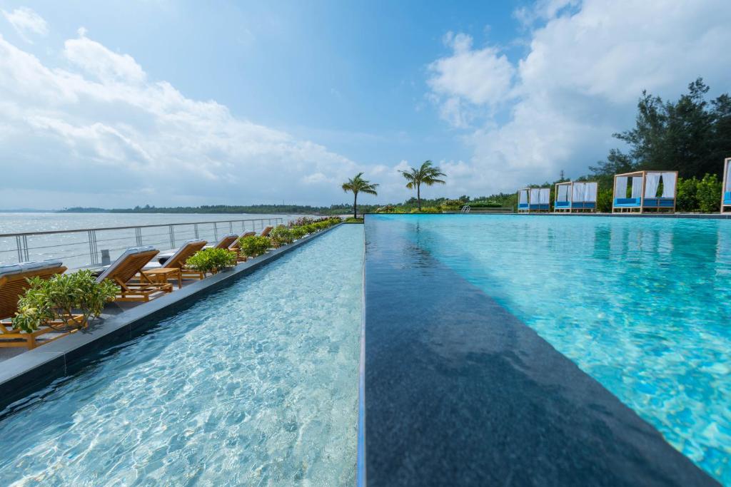 Cove 55, Kuching | 2024 Updated Prices, Deals