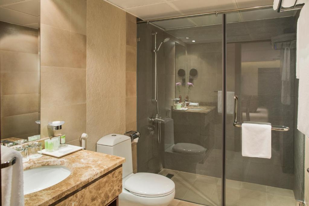 The Palms Beach Hotel & Spa, Kuwait | 2024 Updated Prices, Deals