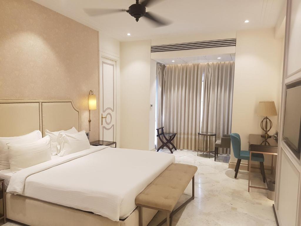 Hotel Harbour View Colaba, Mumbai | 2024 Updated Prices, Deals