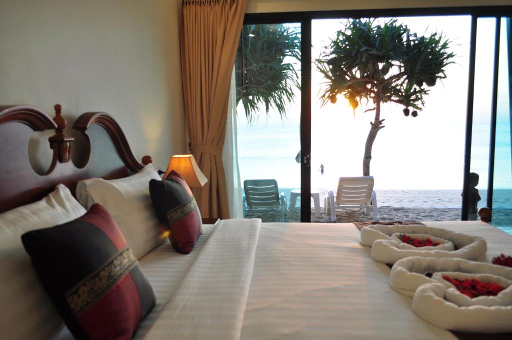 Lanta Seafront Resort, Koh Lanta | 2024 Updated Prices, Deals