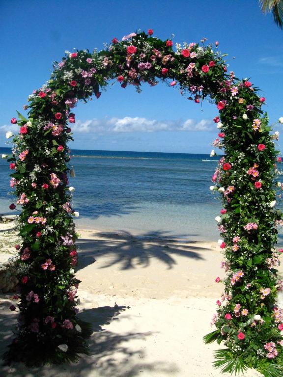 Punta Bulata Resort & Spa, Cauayan (Negros Occidental) | 2024 Updated ...