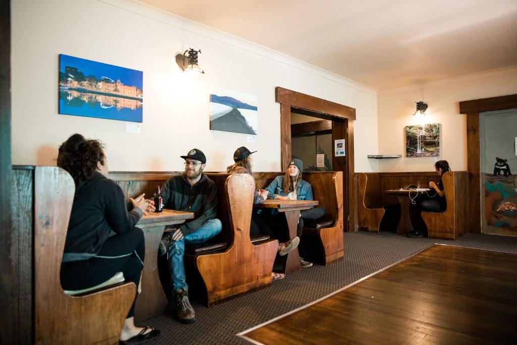 The Pickled Frog Hostel (Hobart) - Deals, Photos & Reviews