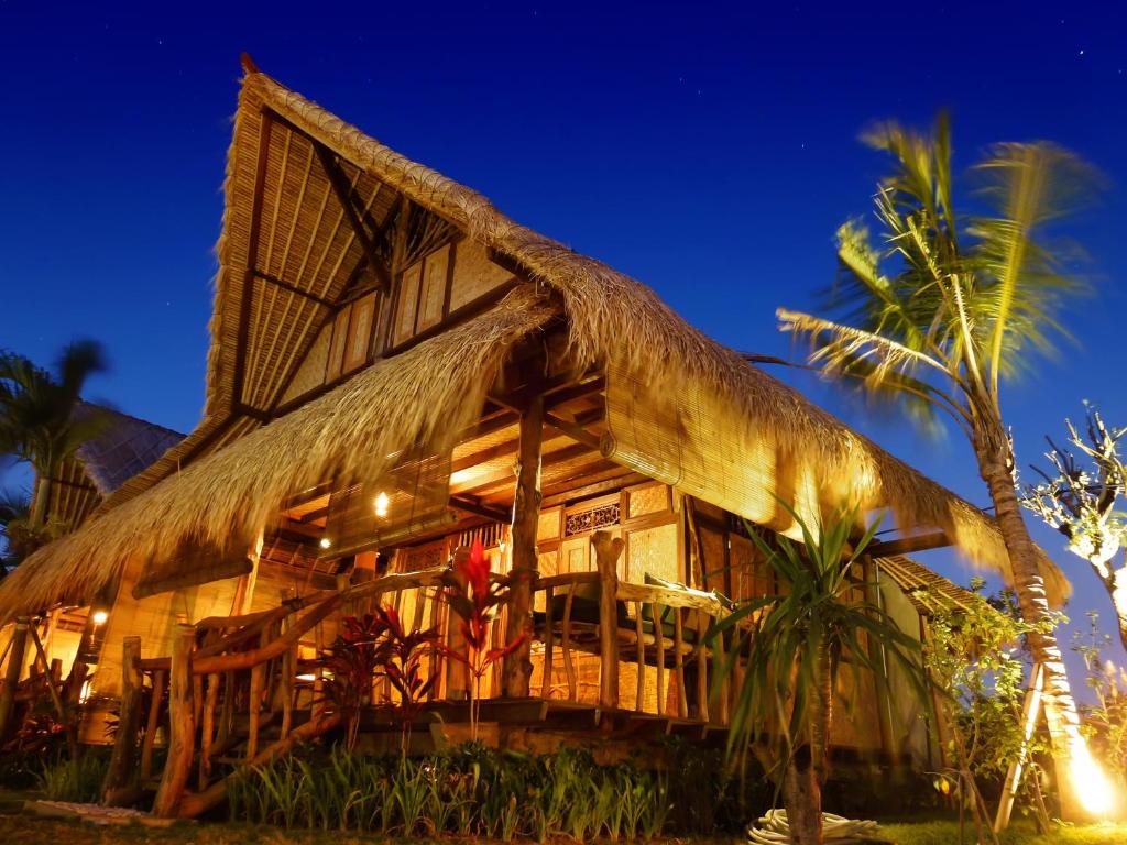 Flower Bud Bungalow, Bali | 2023 Updated Prices, Deals