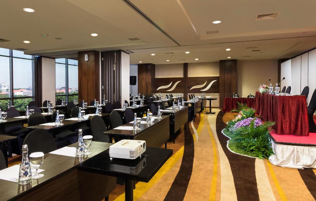 BEST WESTERN Papilio Hotel (Best Western Papilio Hotel) - Harga Promo ...