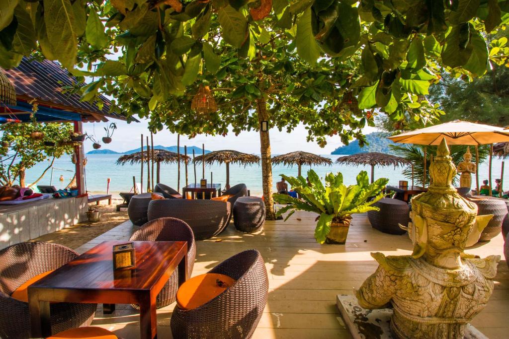 The Beach Cafe, Koh Chang | 2024 Updated Prices, Deals