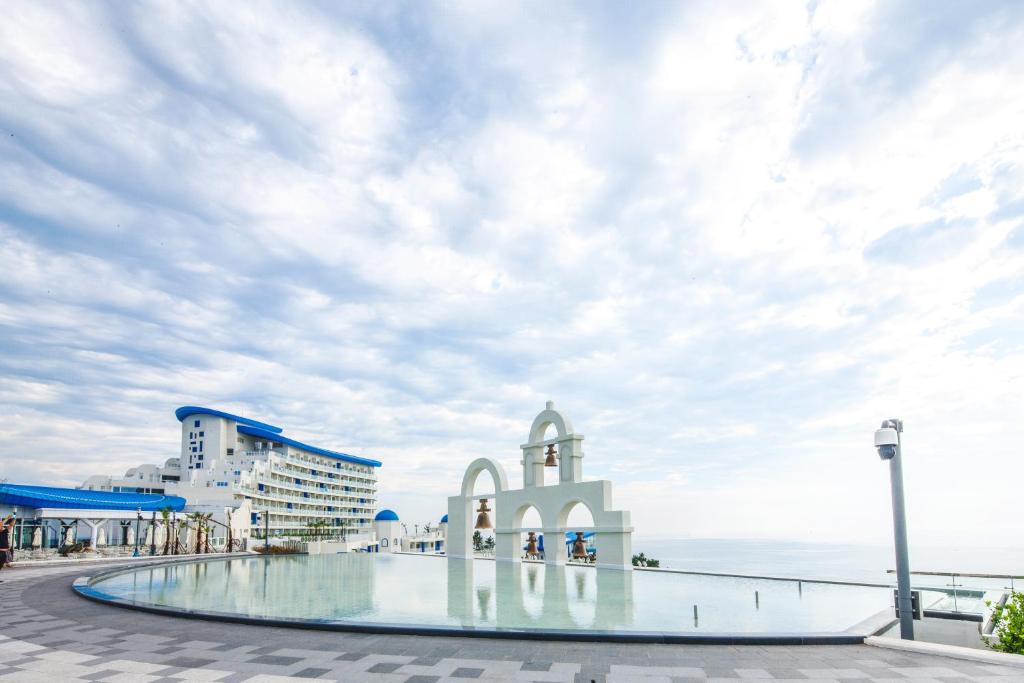 SOL BEACH SAMCHEOK (SOL BEACH HOEL & RESORT SAMCHEOK), Samcheok-si ...
