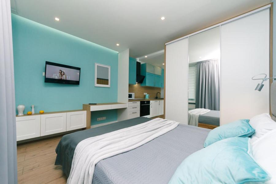 Book Happy apartment, warmth, comfort, turquoise (Kyiv) - 2020 PRICES