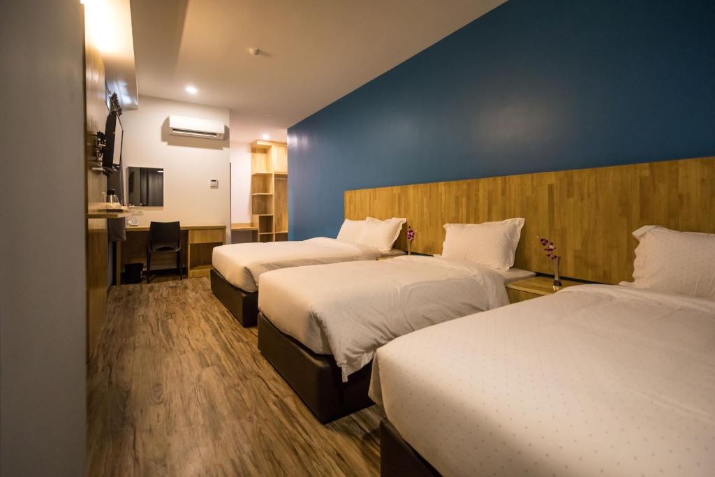 3-Plus Hotel Inanam - Awesome Deals & Real Reviews