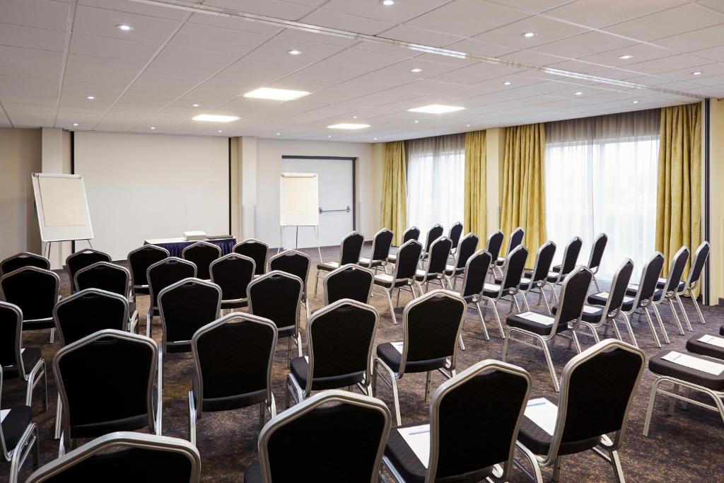 Novotel Wolverhampton City Centre Hotel, Wolverhampton | 2024 Updated ...
